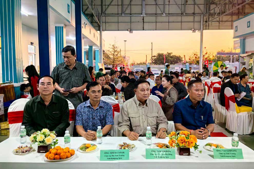 The Phnom Penh Post | Vietnamese urged to establish Kampong Speu soil ...