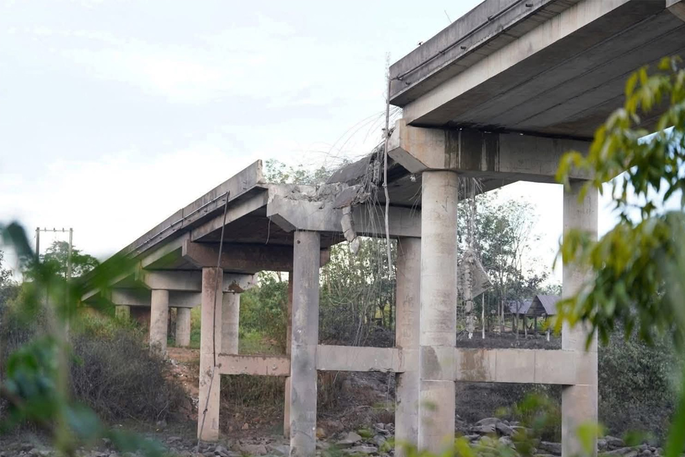 The Phnom Penh Post | Thai airstrikes target Victory Bridge in Pursat