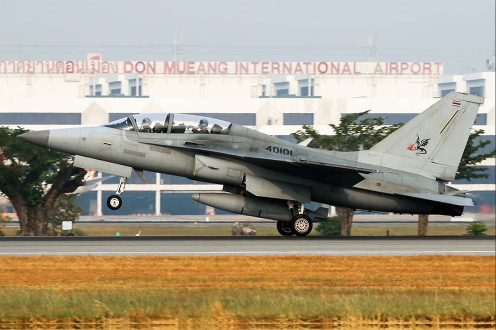 The Phnom Penh Post | Thai air force debuts T-50TH Golden Eagle ...