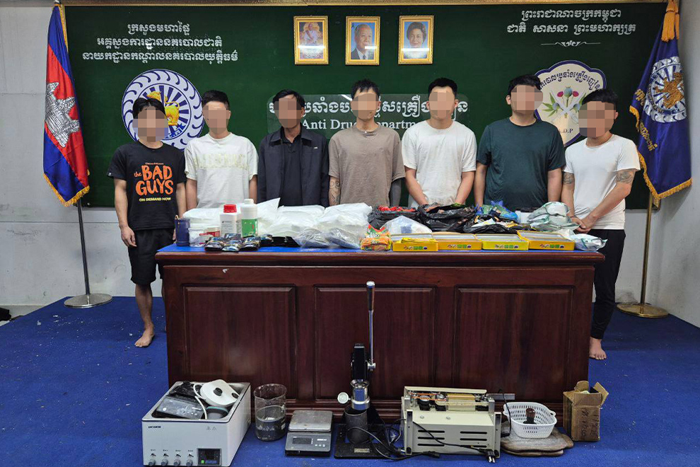 The Phnom Penh Post | Six Chinese, one Cambodian arrested with almost ...