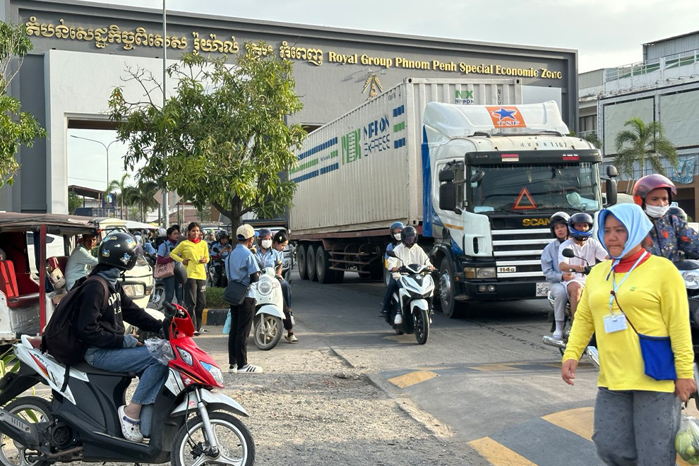 The Phnom Penh Post | CDC-approved investment projects up almost 60% Jan-Nov
