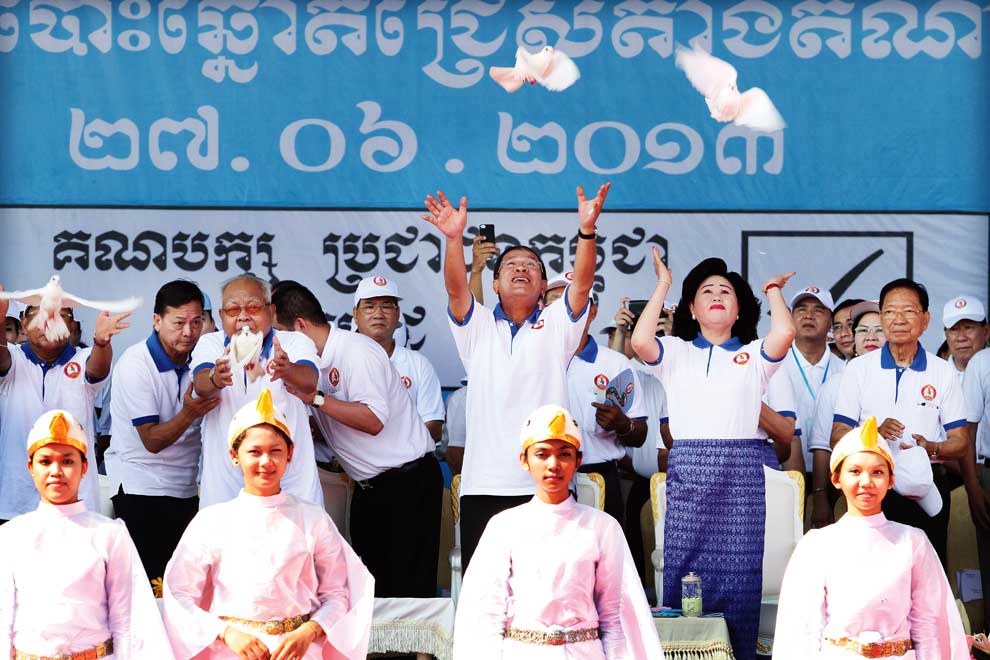 Clean start to campaign | Phnom Penh Post