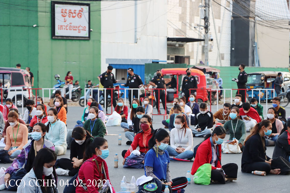 More NagaWorld protesters return positive tests | Phnom Penh Post