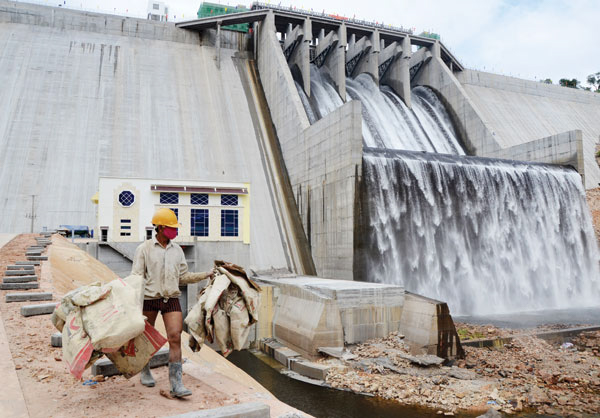 Ceremonies bemoan effects of hydro dams | Phnom Penh Post