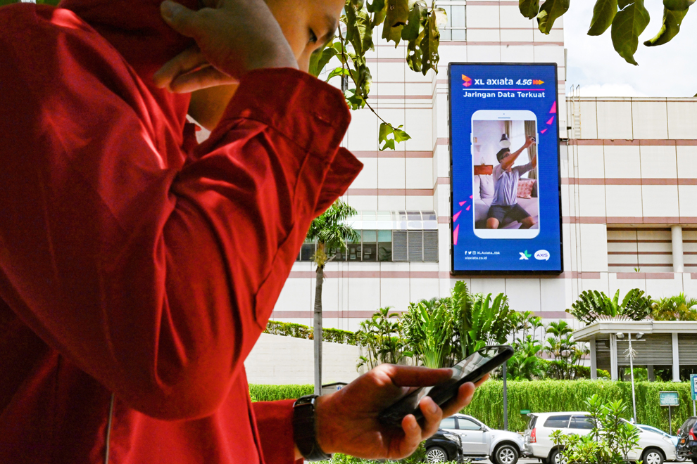 Telenor and Axiata enter talks to merge Asian businesses | Phnom Penh Post Telenor and Axiata enter talks to merge Asian businesses | Phnom Penh Post