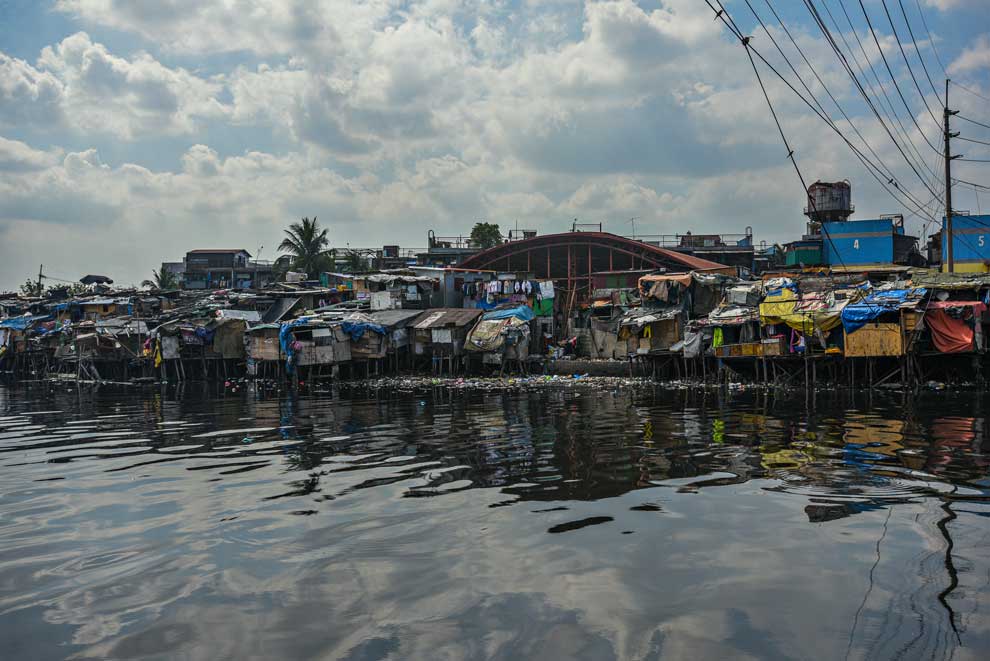 Perfect storm of virus peril in Asia’s sprawling slums | Phnom Penh Post