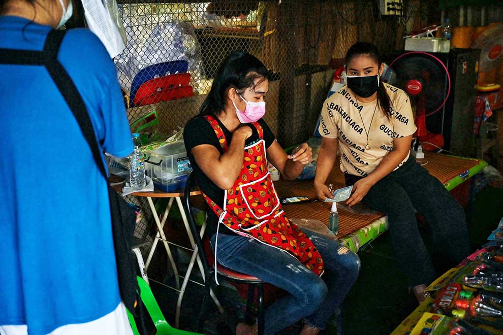 The Phnom Penh Post | Thai device tests for coronavirus in armpit sweat