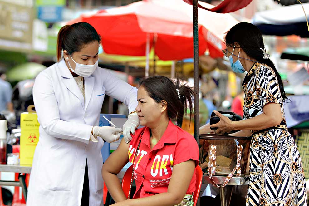 Ministry calls on public to get booster shots | Phnom Penh Post