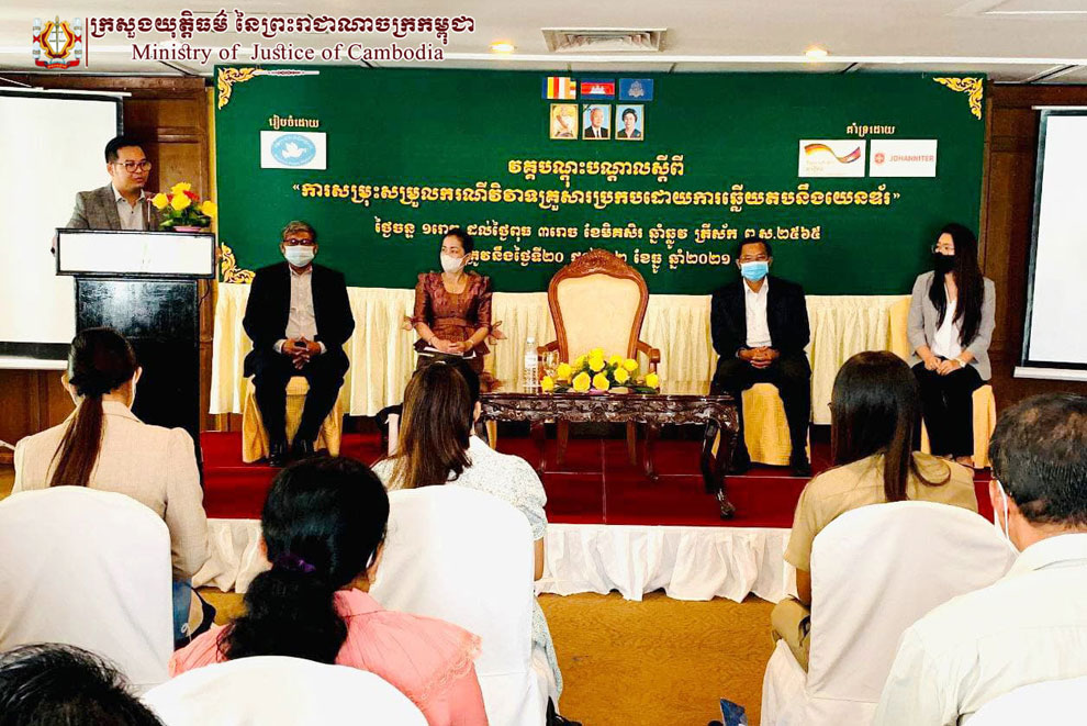 The Phnom Penh Post | Training to keep family fights out of court