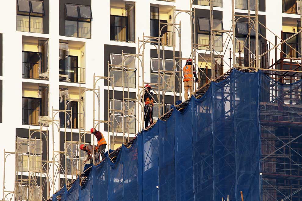 Crumbling prices, rent ruffle condo segment | Phnom Penh Post