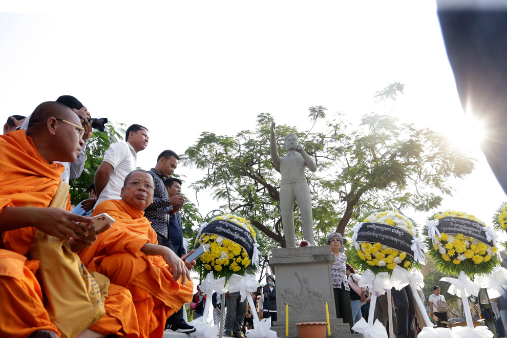 Workers plan memorial for slain union head Chea Vichea | Phnom Penh Post