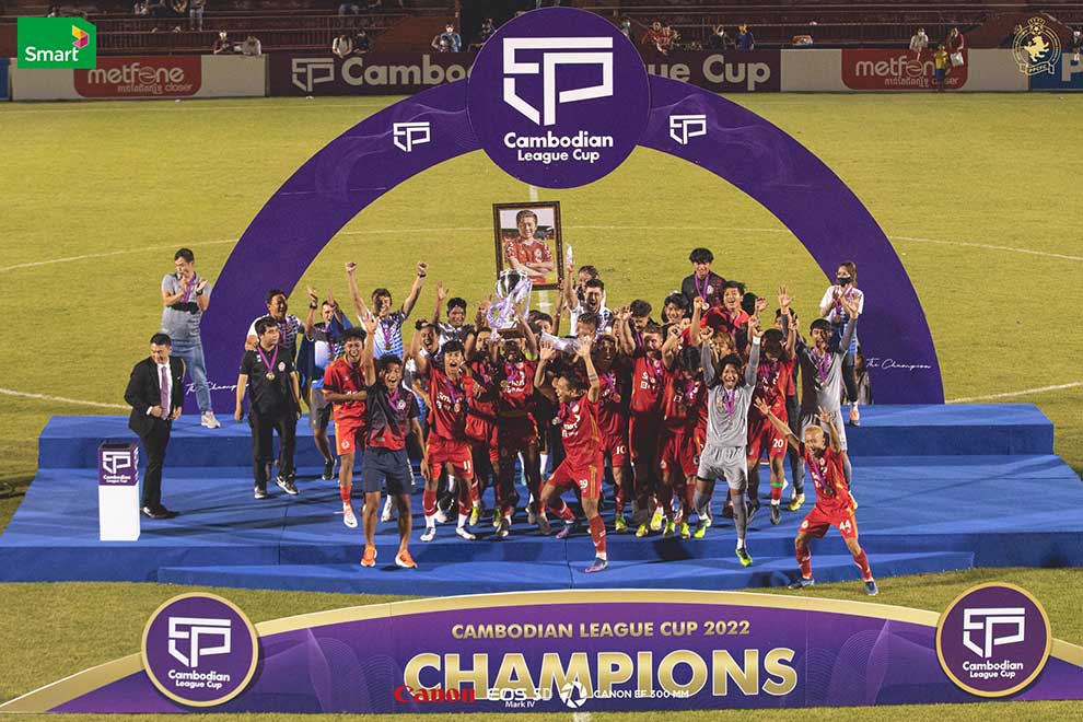 The Phnom Penh Post | Phnom Penh Crown dedicate Cambodian League cup ...