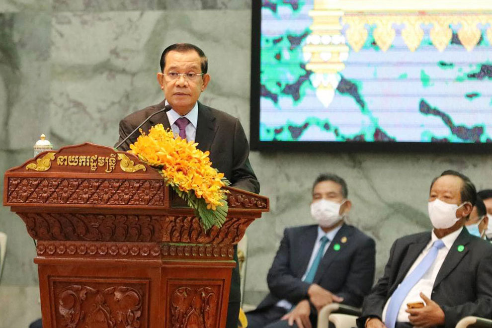 Hun Sen blasts analysts for UNTAC-era nostalgia | The Phnom Penh Post