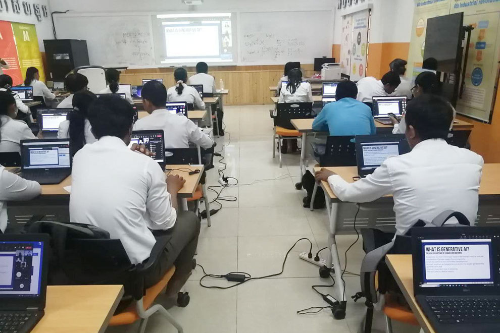 The Phnom Penh Post | Siem Reap schoolteachers complete South Korea IT training course