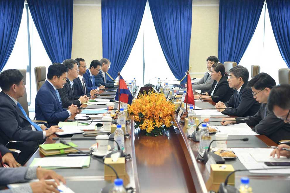 Cambodia, China utilise IT to facilitate customs affairs | The Phnom ...