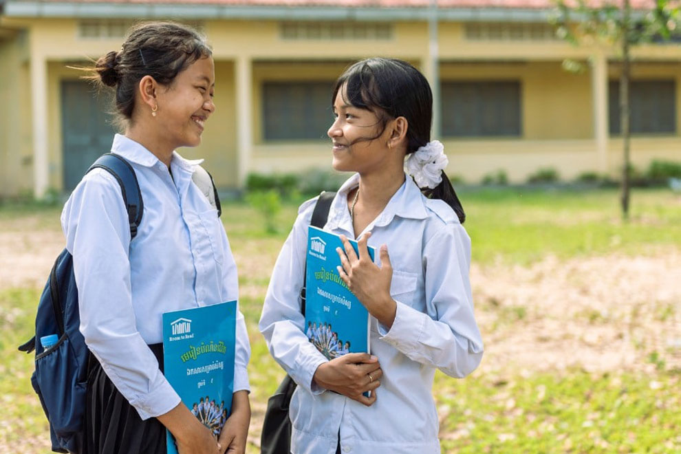 Room to Read Cambodia takes top UNESCO education prize | Phnom Penh Post