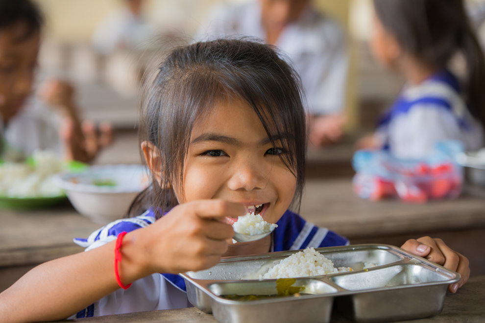 School feeding programme to roll out in six provinces | Phnom Penh Post