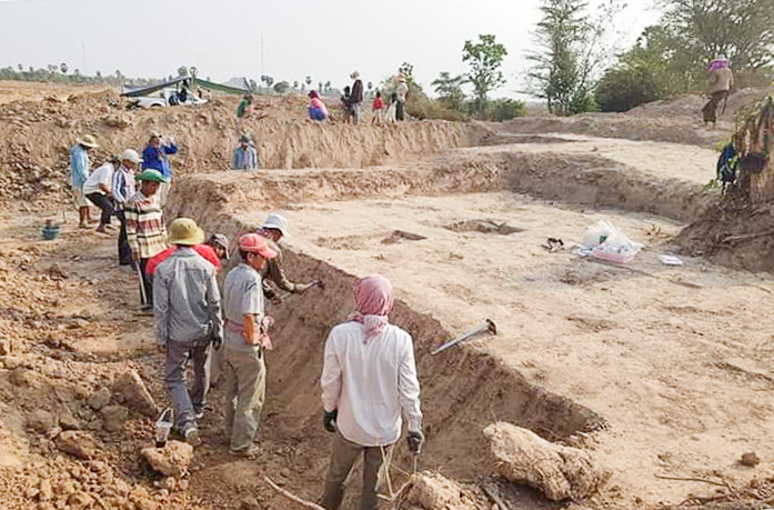 Archaeologists unearth ancient Funan burial site in Prey Veng town ...