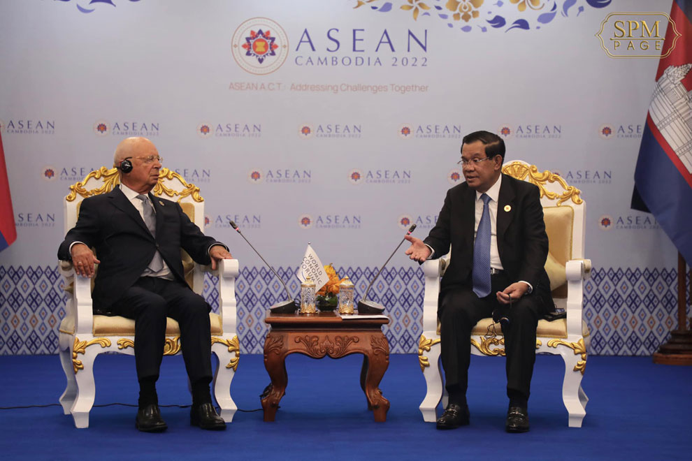 The Phnom Penh Post | World Economic Forum head lauds Kingdom’s Covid ...
